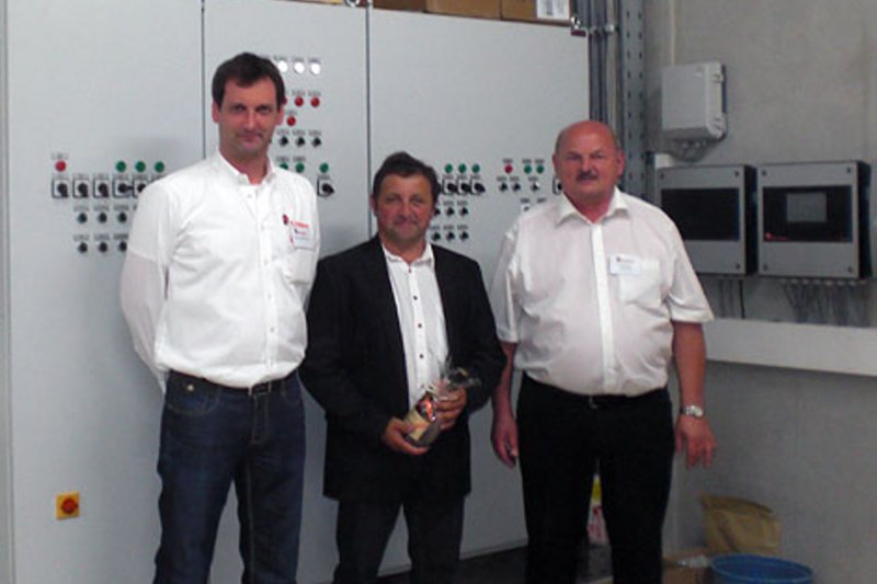 Open house with a live look at poultry growing - Big Dutchman