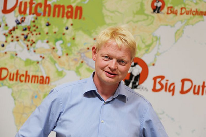 Big Dutchman: Frank Deters begeht Silbernes Arbeitsjubiläum - Big Dutchman